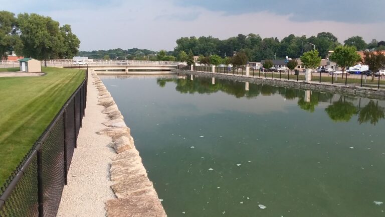 Repairs continue on sinkhole near Badger Hydro plant - Kaukauna ...