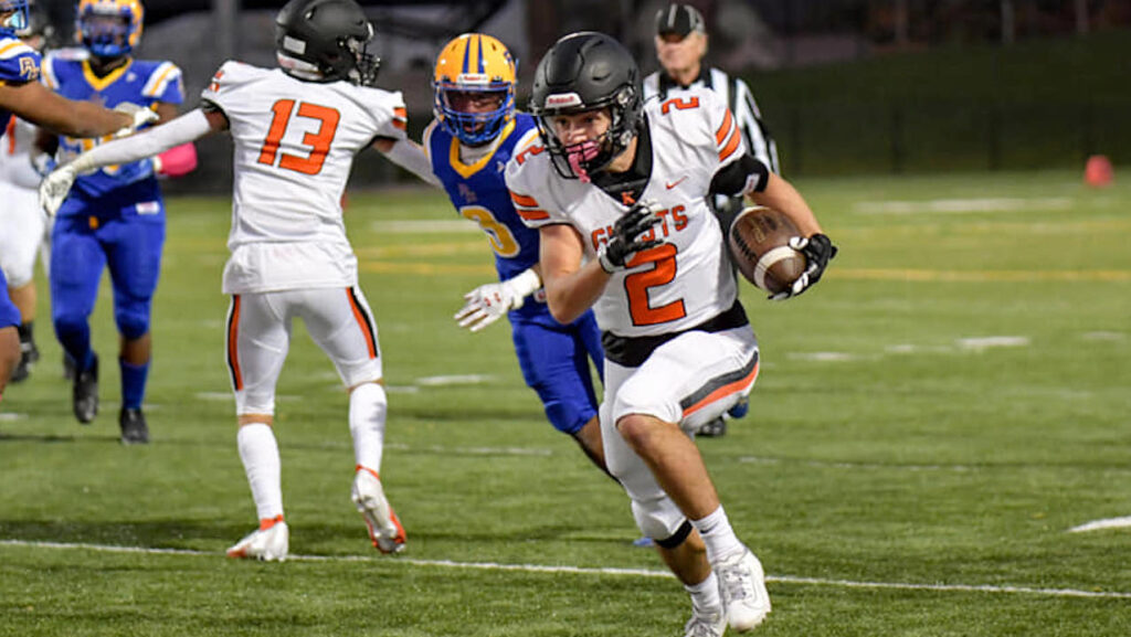 Kaukauna Ghosts roll to blowout win, advance to Level 2 of WIAA ...
