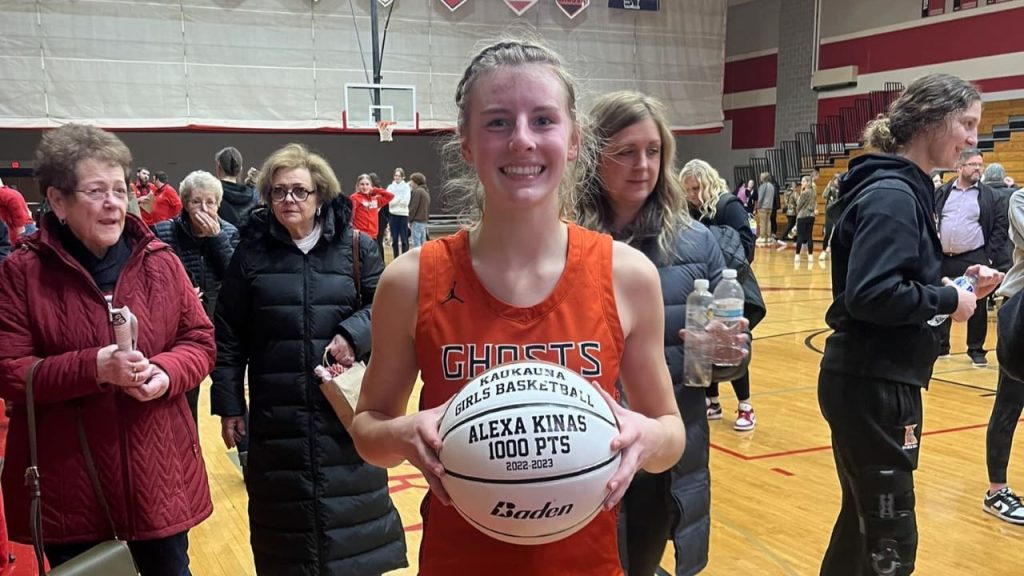 Kaukauna Ghosts' Kinas reaches 1k career scoring mark - Kaukauna ...